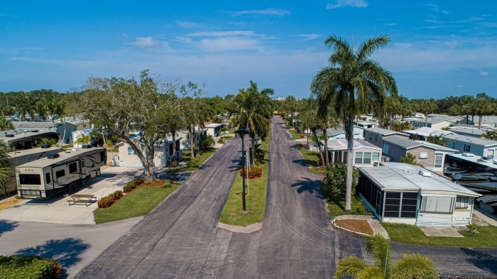 Groves RV Resort in Ft. Myers, FL | EliteMHS